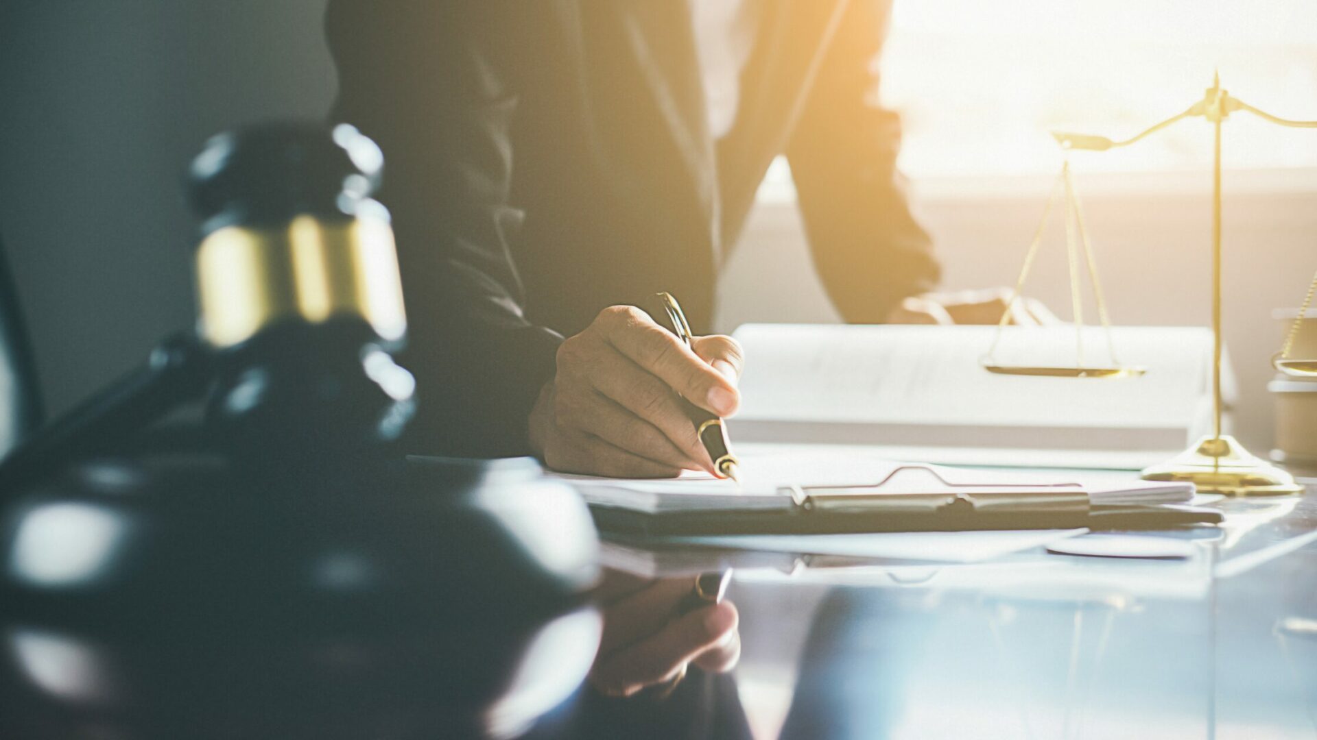 Corporate Attorney San Diego | Comprehensive Legal Counsel